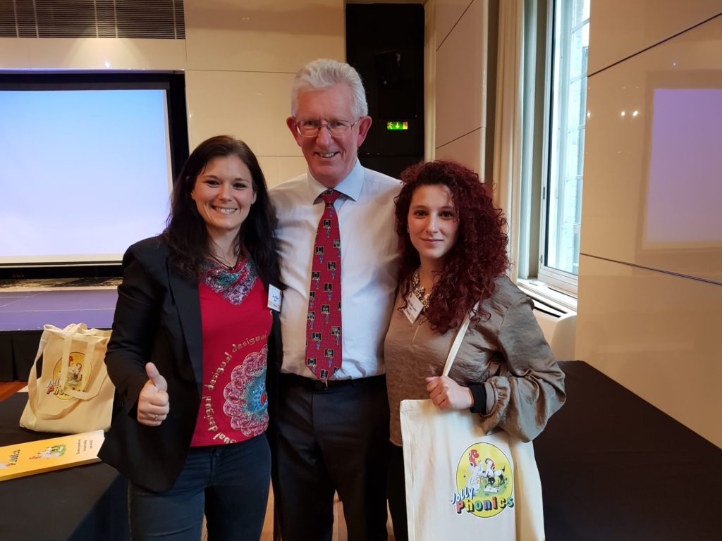 Entrevista exclusiva con Chris Jolly sobre el método Jolly Phonics